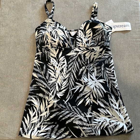upstream | Swim | Nwtupstream Skirted One Piece Black And White Palm ...